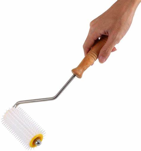 Uncapping Roller | BRAWES Bee Farm LLC